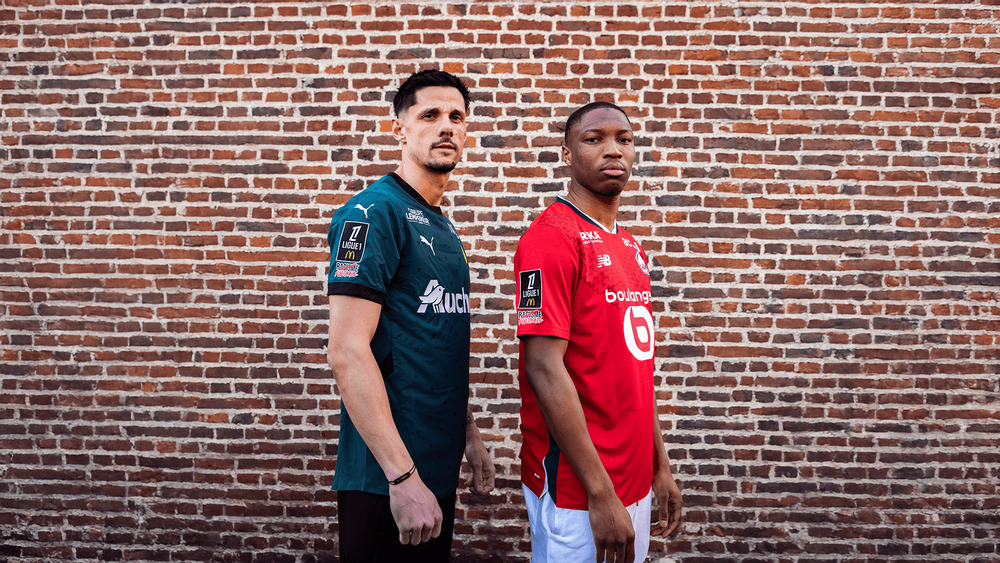 Les enchères ont vite grimpé autour des maillots du RC Lens vendus en ...